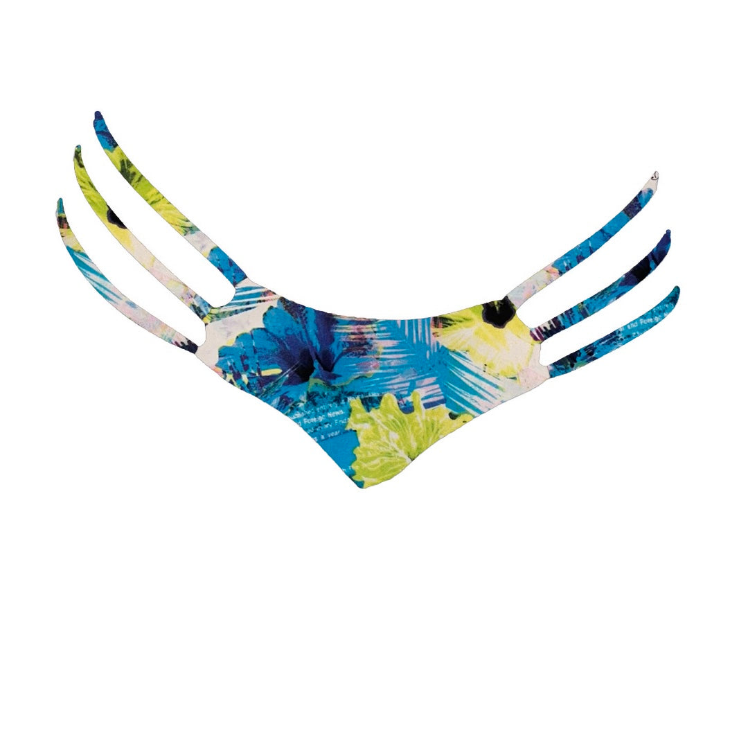 Classic Scrunch Bottom - Baby Blue Hawaiian – Yasmin Swimwear